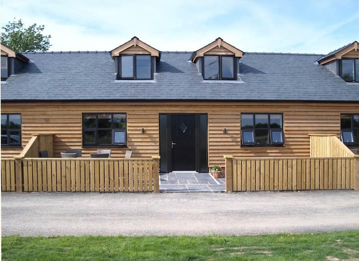 Willow Cottage - Blackpool