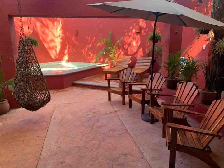 Casa Corazón A 8 Calles De La Playa Y 5ta Avenida - Playa del Carmen