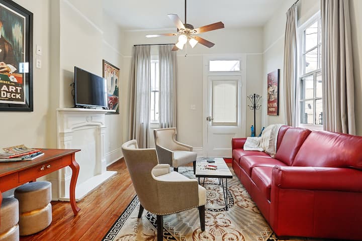 Steps To Frenchmen Street, 2 Bedroom 2ba Home - New Orleans, LA