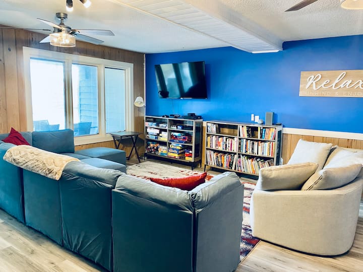 Lakefront Home With Boat Ramp And Game Room - Lake Marion, SC