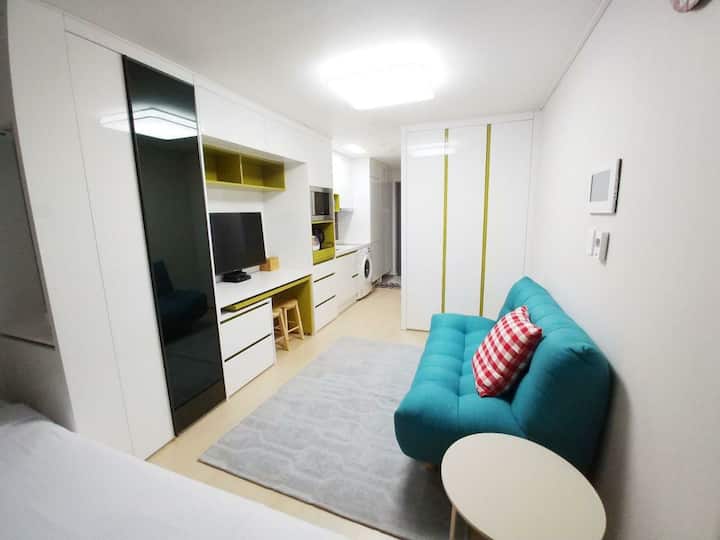 ♥스테이중문♥  #제주에서한달살기 중문한달살기 ★ I♥jeju ★오션뷰 - Zuid-Korea