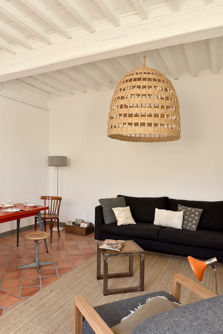 Au  Calme Au Centre Ville !   Arles - Arlés