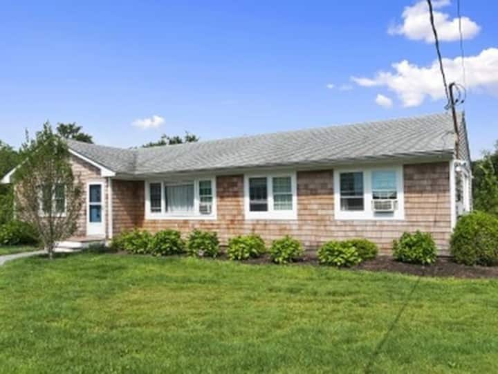 Water Mill Home - Bridgehampton, NY
