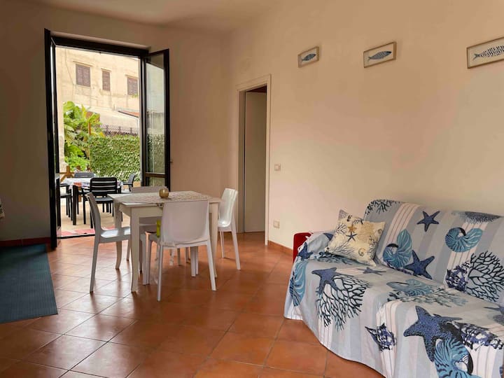 Comodo Bilocale Con Veranda Due Passi Dal Centro - Isola di Favignana