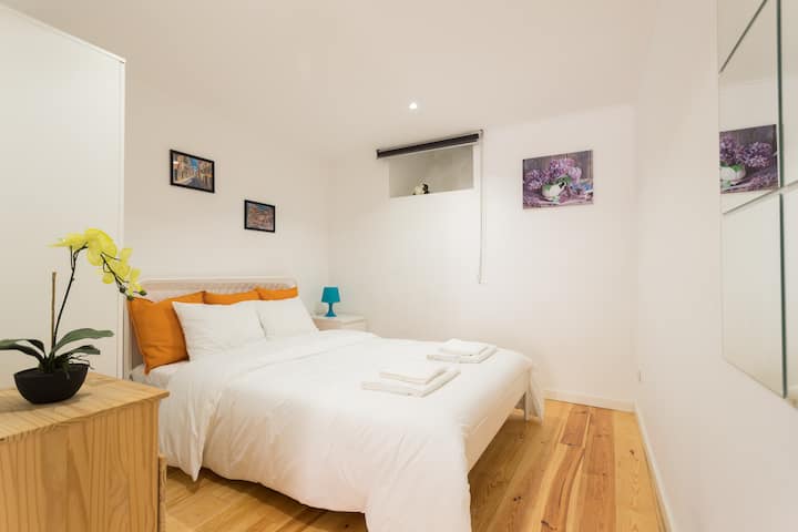Apartment In Castelo Flat A (Ground Floor) - Portela