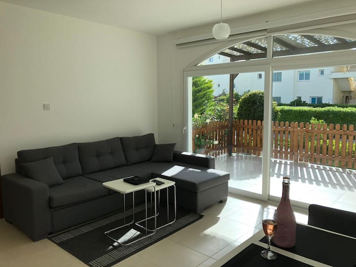 Seaside Mediterranean Holiday In North Cyprus - Газиверан