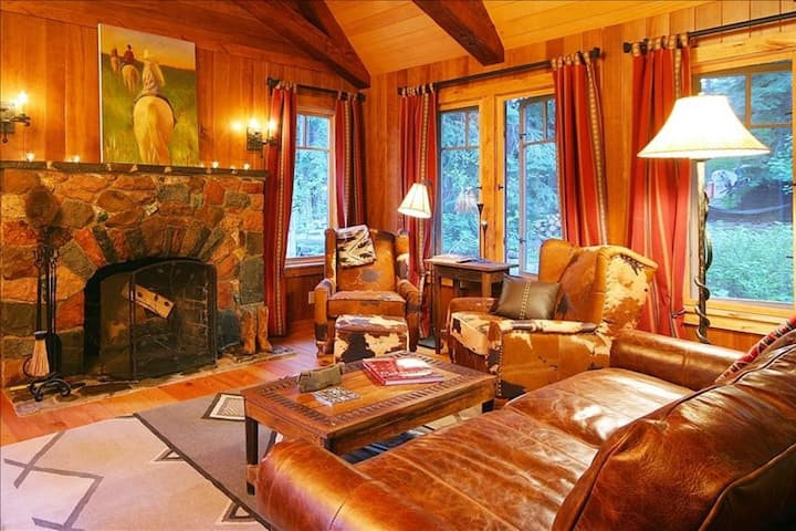 Camp Cedar Crest, A Luxury Compound Of Old Tahoe - Tahoe City, CA