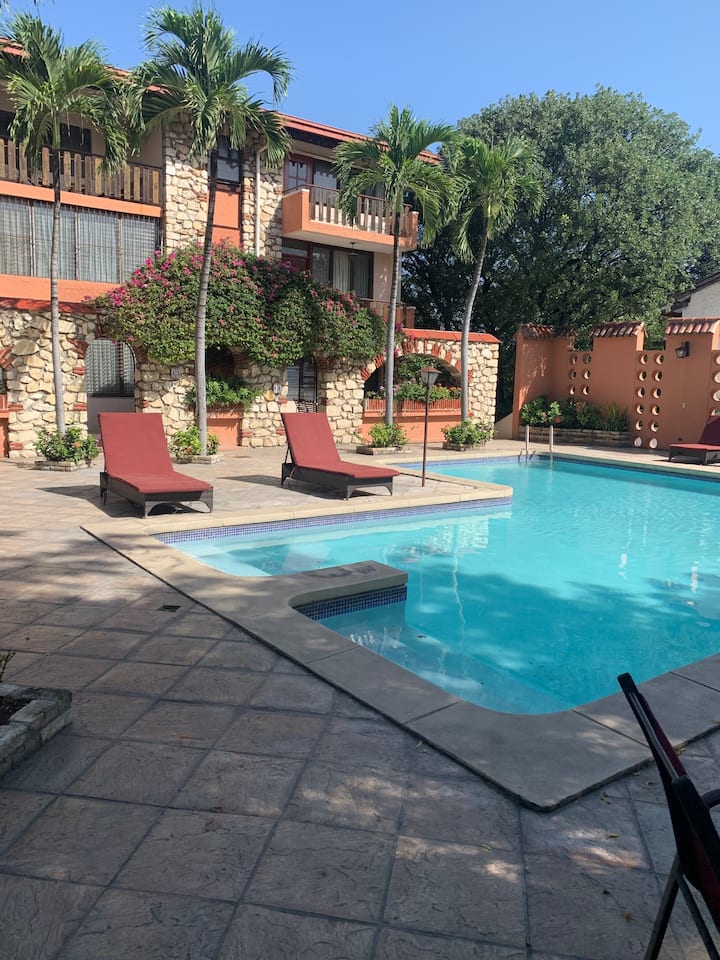1 Story Apartment In Musseau, Prime Location! (B4) - Port-au-Prince