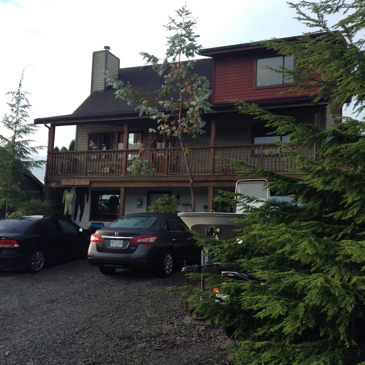 Sand Dollar - Recreation Room - Tofino