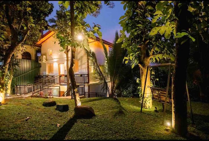 Colonial Residence Kandy 2 Br Apartment With Pool - Kandy
