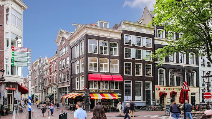 Stunning Canal View Aprt: Amsterdamwatersideloft - Amsterdam