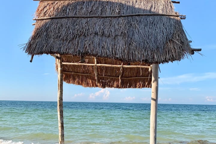 Oceanfront Getaway Apartment. - Telchac Puerto