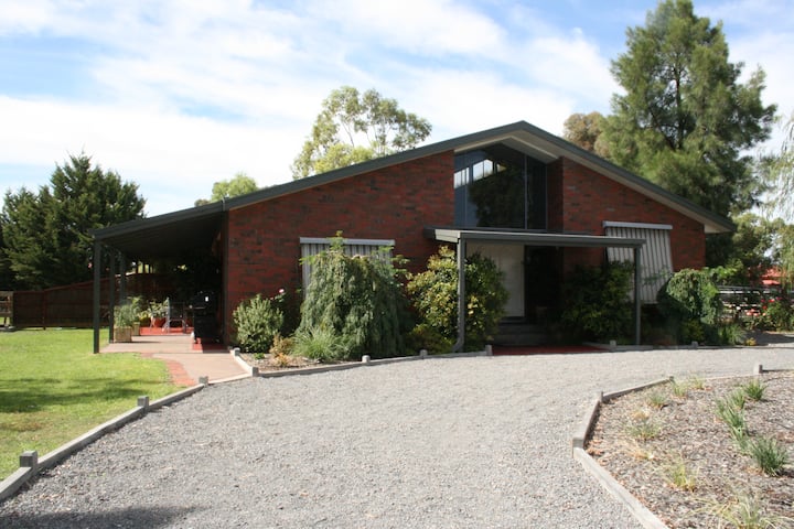 Bed Of Roses B&b Self Contained - Swan Hill