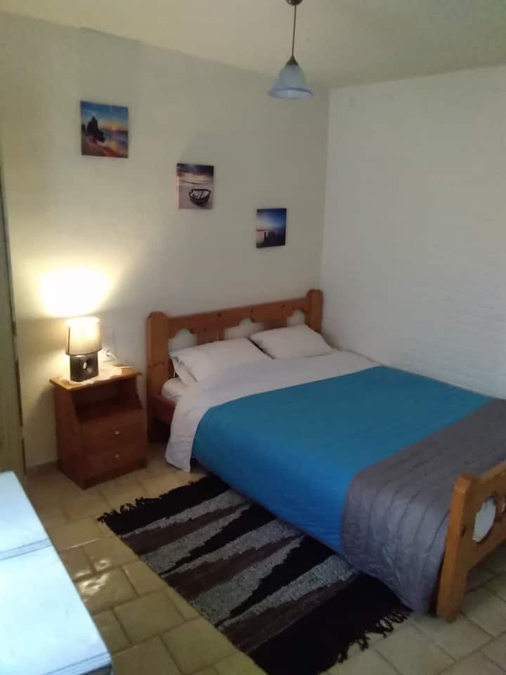 Room2 - Grecia