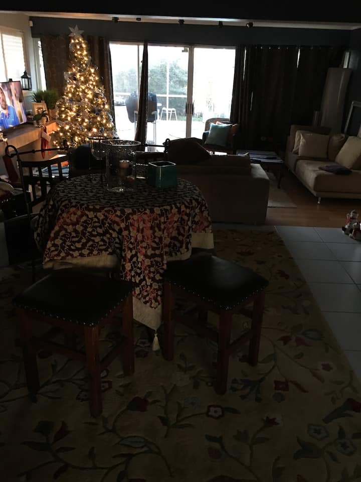 Zen Private Patio Outdoor Living Room, Garden View - Hollywood, FL