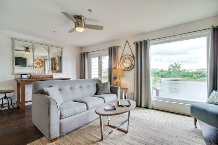 A Perfect Downtown Place To Stay!!! - Nashville, TN