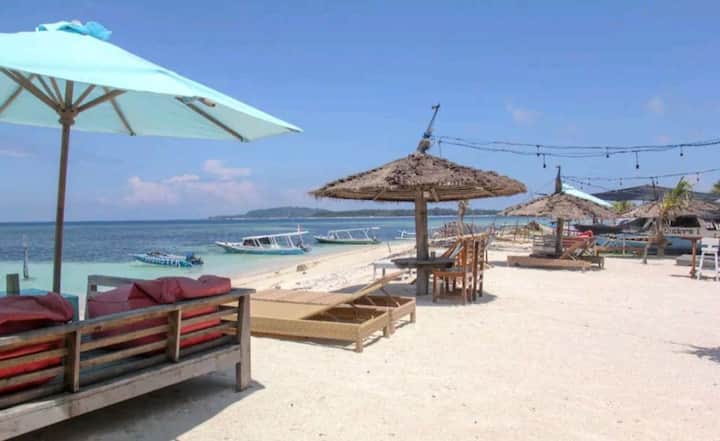 Luckys Family Bungalow - Gili Islands