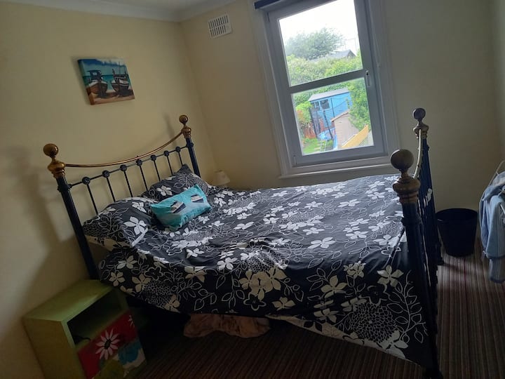 Cosy Room In East Folkestone Home - Folkestone
