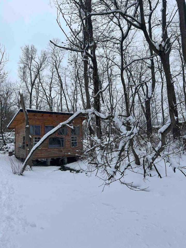 Stars And Sage Farm
Hippie Hideaway - Nova York (estado)