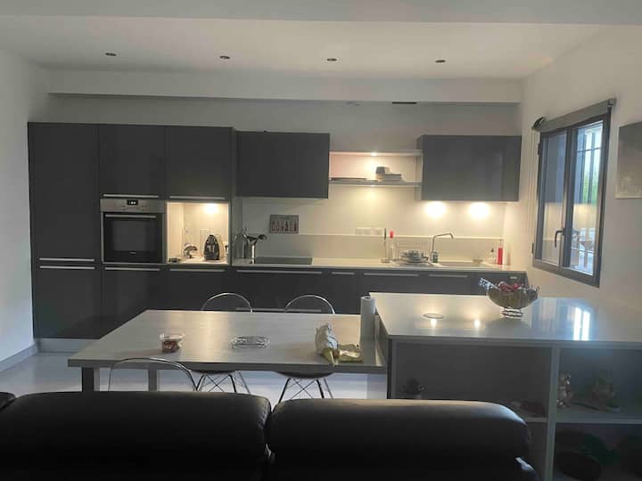 Superbe Appartement Neuf Avec Jaccuzi - Velaux