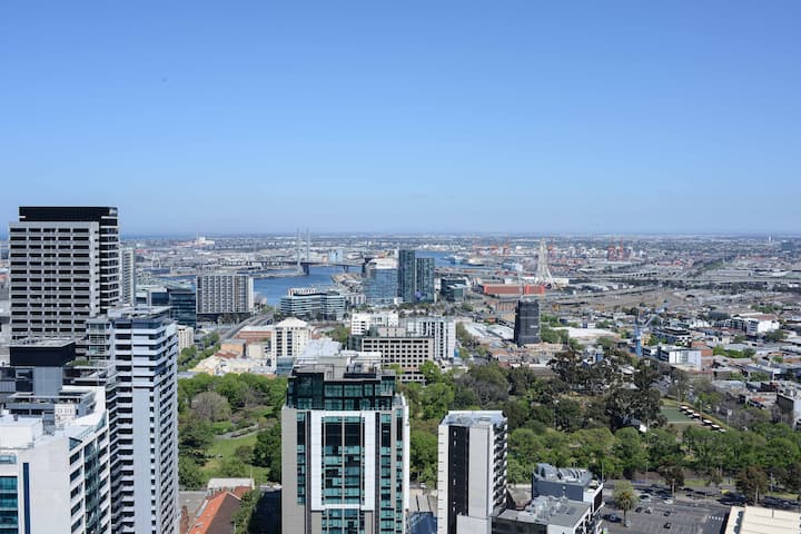 Sleep Me At Best Location With View - Rod Laver Arena