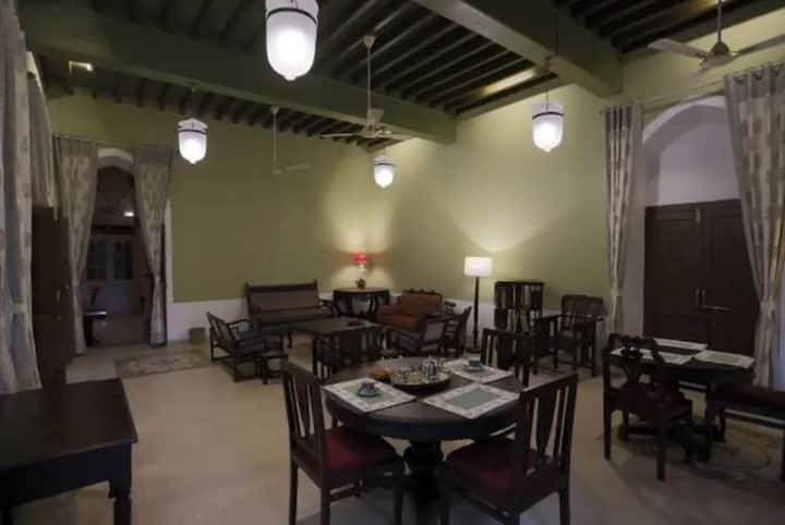 Madhav Bagh- A Stately, Luxurious, Boutique Stay - ヴァドーダラー