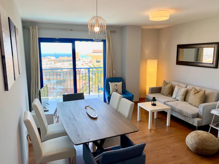 ★ City Center With Sea View, 4 Beds, 2 Baths ★ - Estepona