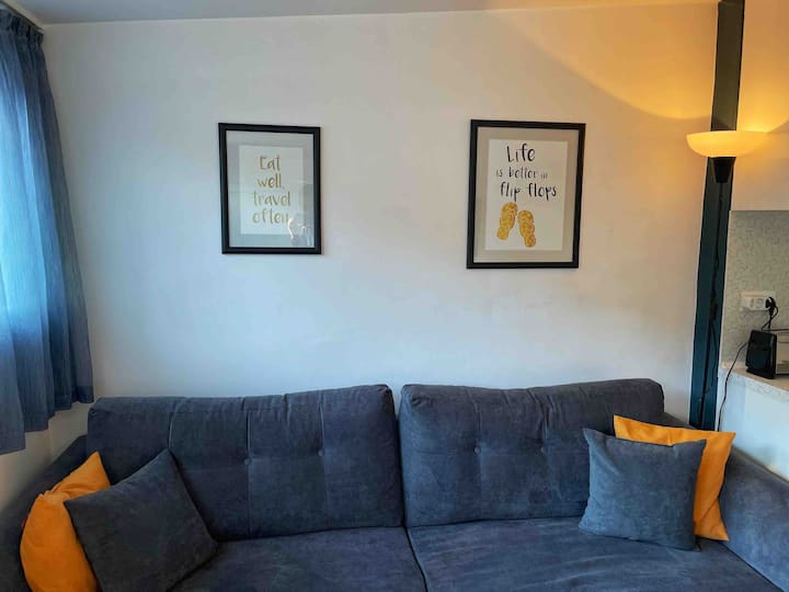 Cozy Apartment Near The Ideal Center In Varna - Varna