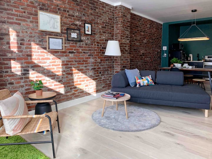 Carriage House 2 Bedroom Home By Convention Center - Philadelphia, PA