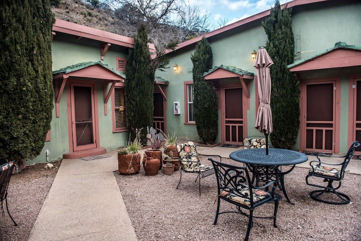 Double Queen Room - Bisbee, AZ