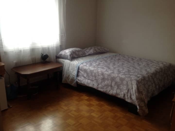 Cosy Room In  Sion (Center) - Switzerland