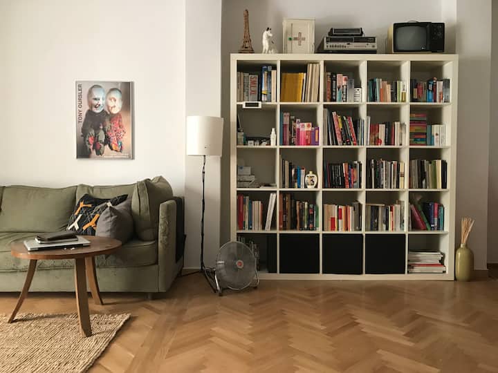 Athens  -  1 Bd Apartment With Balcony - Atenas