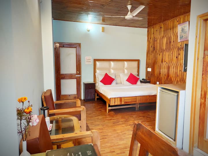 Room With Balcony In Kullu - Kullu