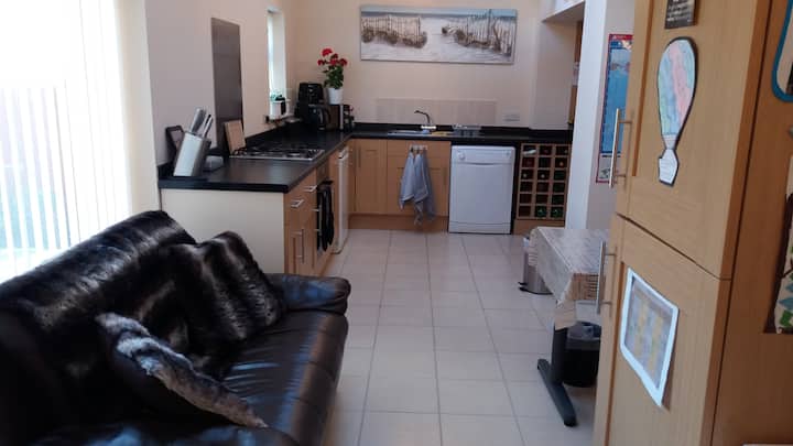Double Bedroom On The Edge Of The Peak District - Chesterfield