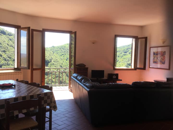 Bright Apartment In Sassetta With Amazing Views - Campiglia Marittima