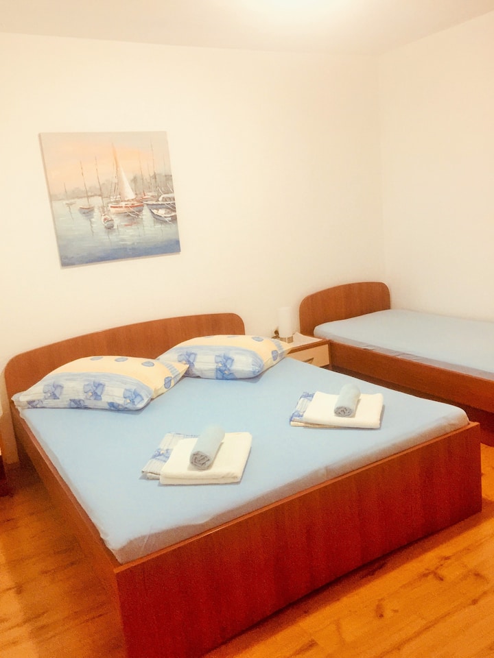 Beautiful App4 Near The Centre - Makarska Riviera