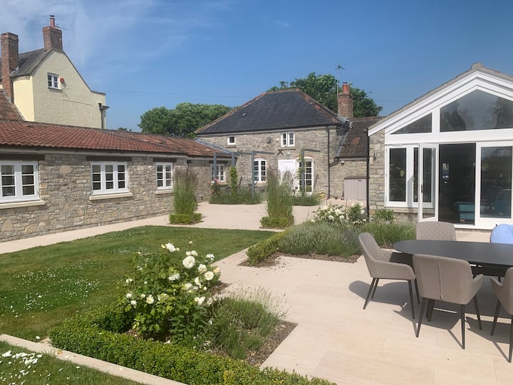 Luxury Countryside Retreat Perfect For Large Group - Cheddar