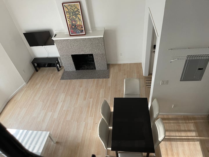 Loft 1700a Two Blocks From Bart And Amtrek - Kensington, CA
