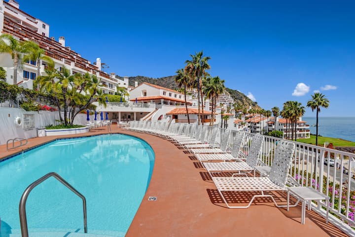 H178: Two Bd Villa, Ocean Views, 1 Step - Avalon, CA