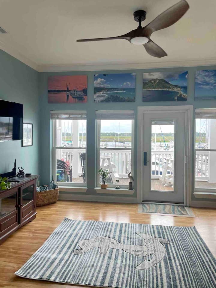 Waterfront Condo W/ Marina View - Bald Head Island, NC