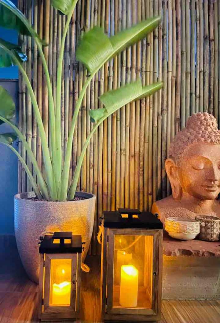 Paradise On 39th Floor(geostays) - Noida