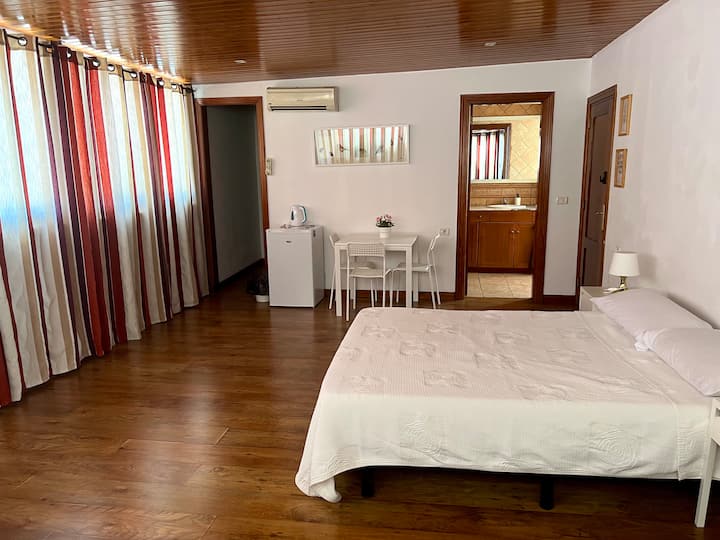 Habitación Independiente En El Centro Con Baño - Tenerife