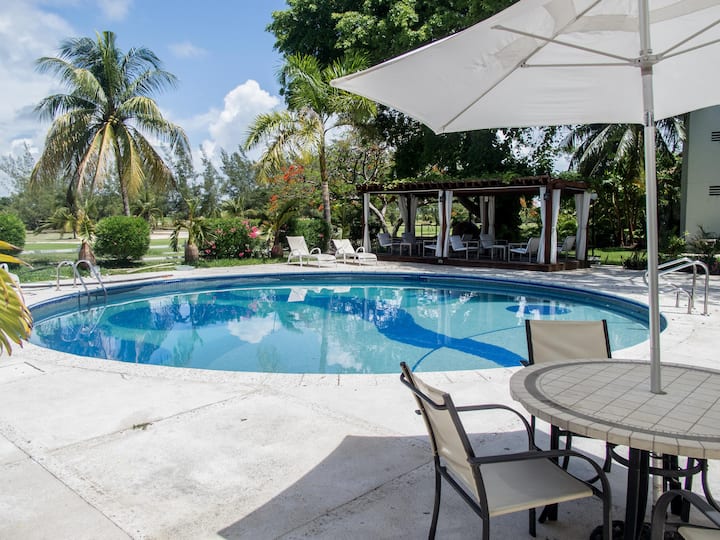 Hotel Zone Excellent Location Extended Quiet Clean - Cancún
