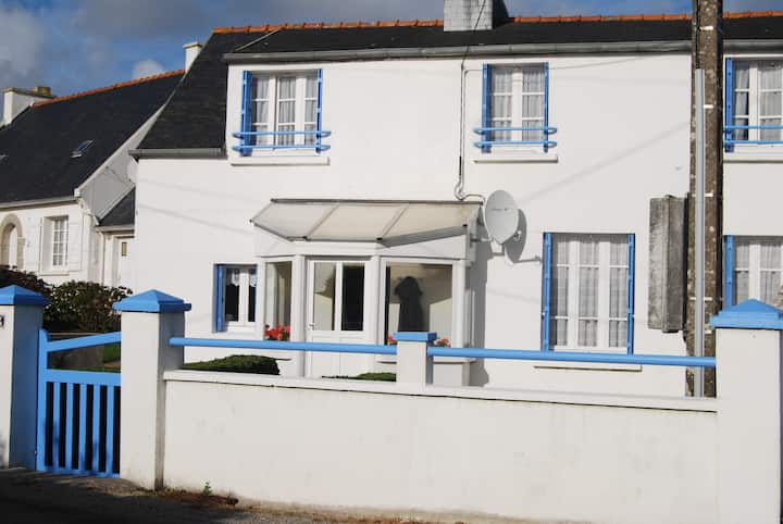 Maison 300 M Du Bord De Mer, Tout Confort.. - Plozévet