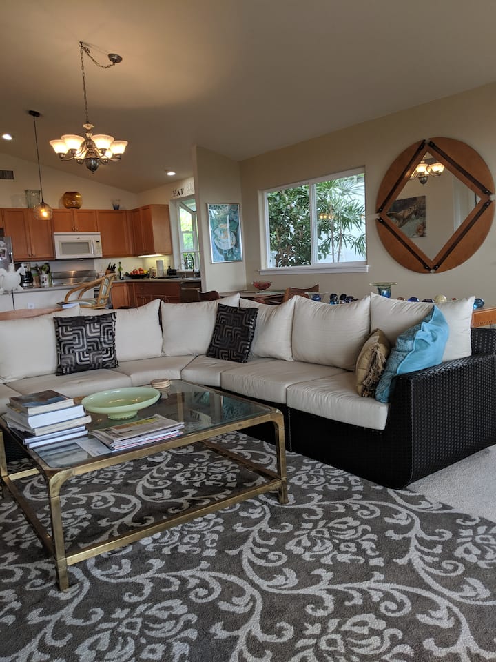West Hawaii Room (Tax Included) - Kailua-Kona
