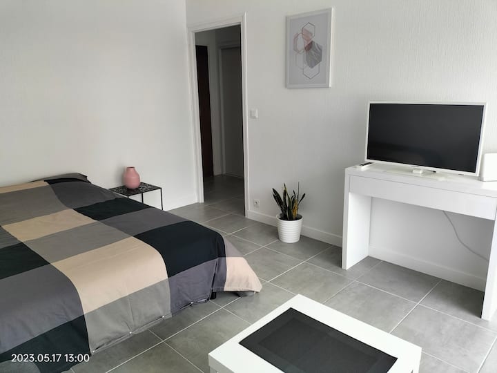 Studio 30 M² Proche Centre Et Gare Au Calme - Thonon-les-Bains