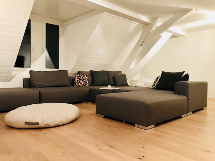 Downtown Duplex Apartment (140m2), Incl. Parking - Zúrich