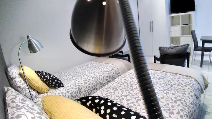 Studio 5 Min Du Cnpe Bugey, Pipa Et 30 Min De Lyon - Pérouges
