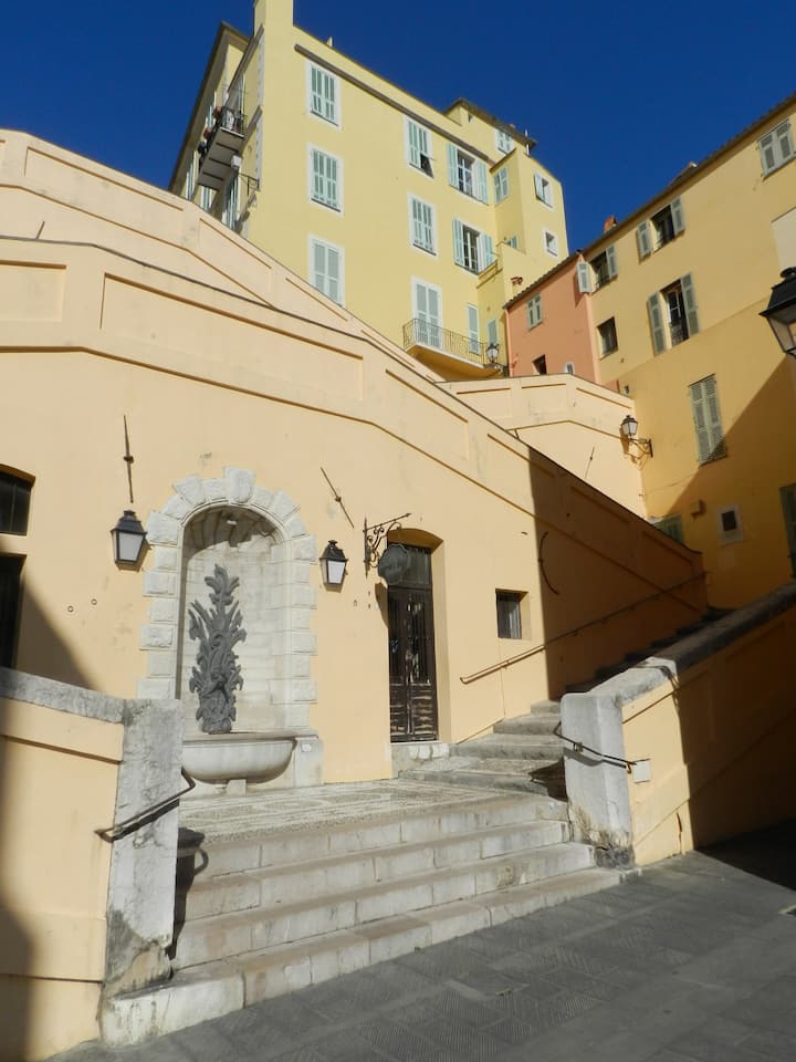 Appartement Dans Vieille Ville. - Menton