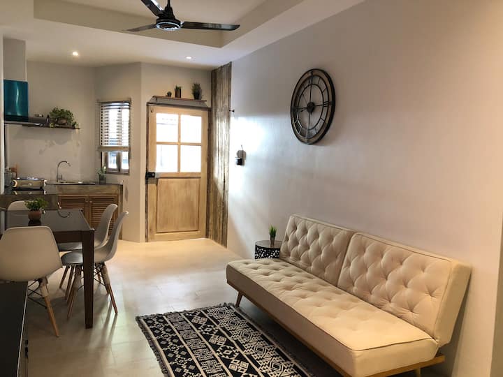 Baan Pra Sing 2br Apt Sunday Market@your Door Step - Chiang Mai